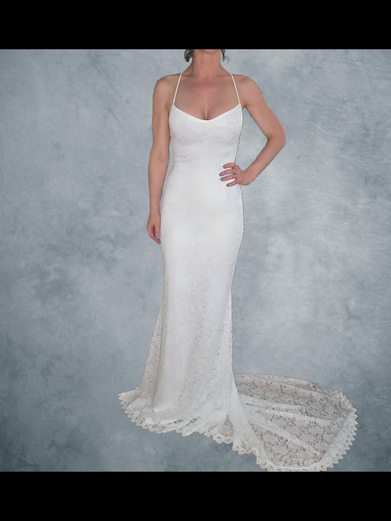 Lulus | Dresses | Nwt Lulus White Lace Formal Gown Dress With Laceup ...